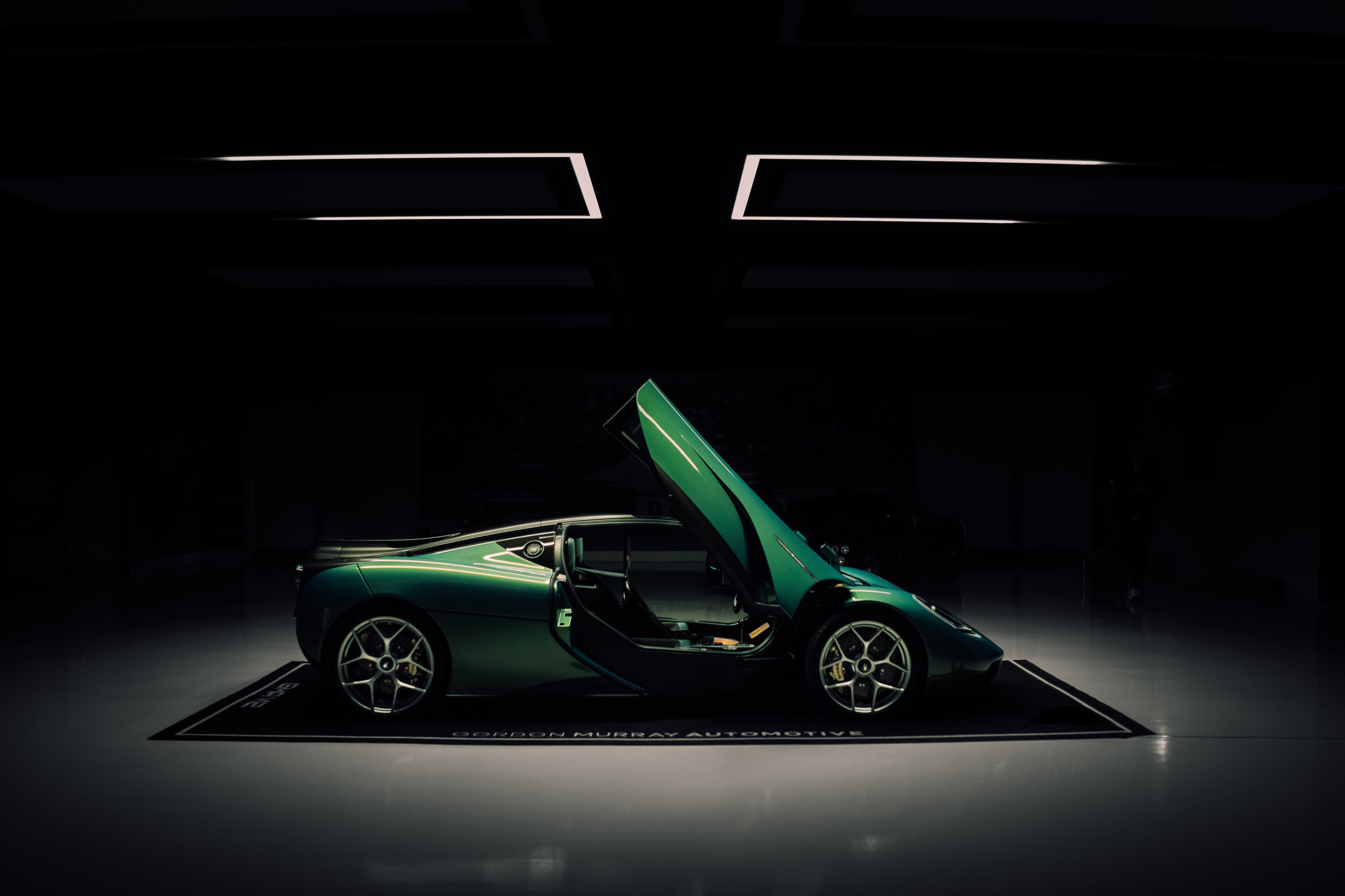 Huntsman Contributes Bespoke Luxury to Gordon Murray T.50 Supercar Int ...